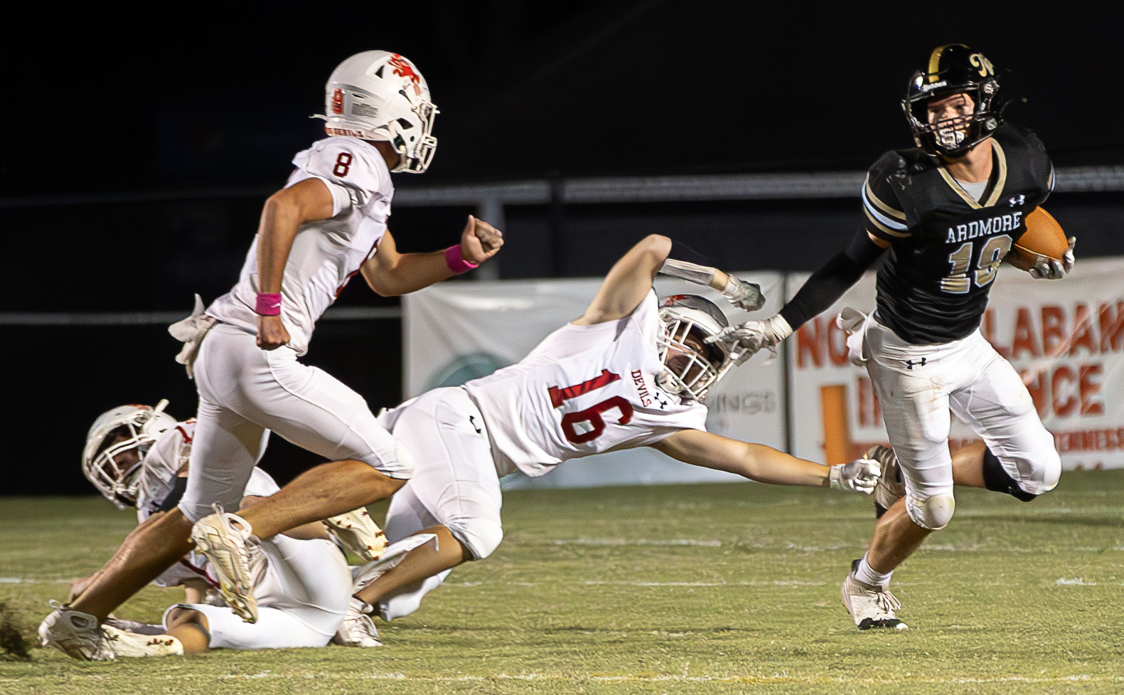 PREP FOOTBALL: Ardmore’s Jarrett, Snider highlight All-Region Team ...