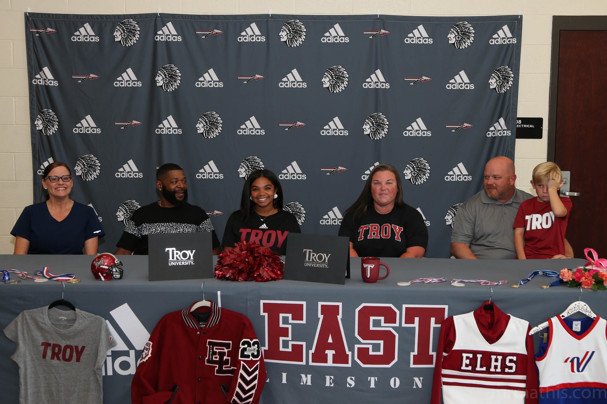East Limestone cheerleader signs to Troy University | Athens The News ...